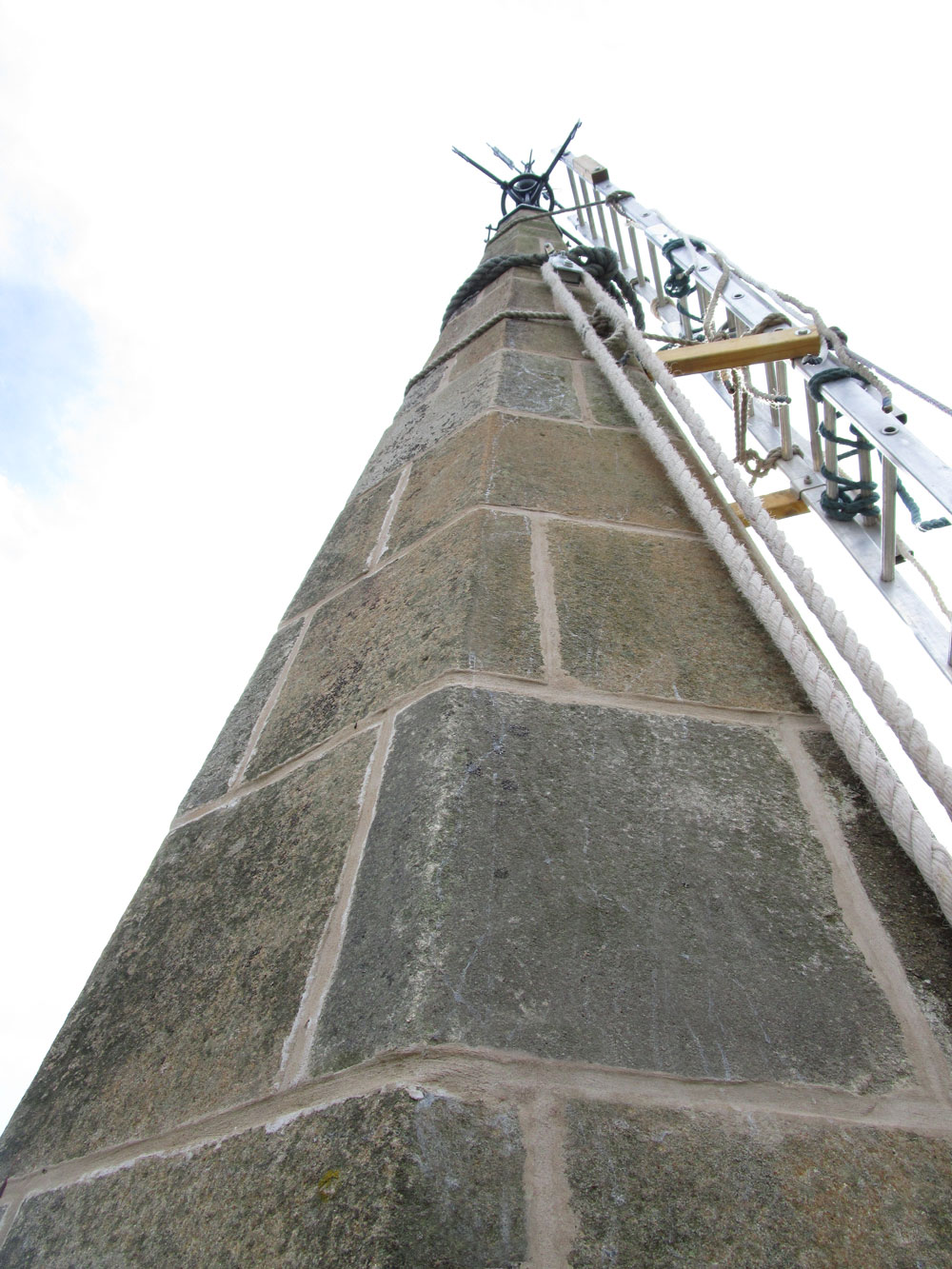 Spire stabilisation and lime pointing – BCM Steeplejacks – Scotland
